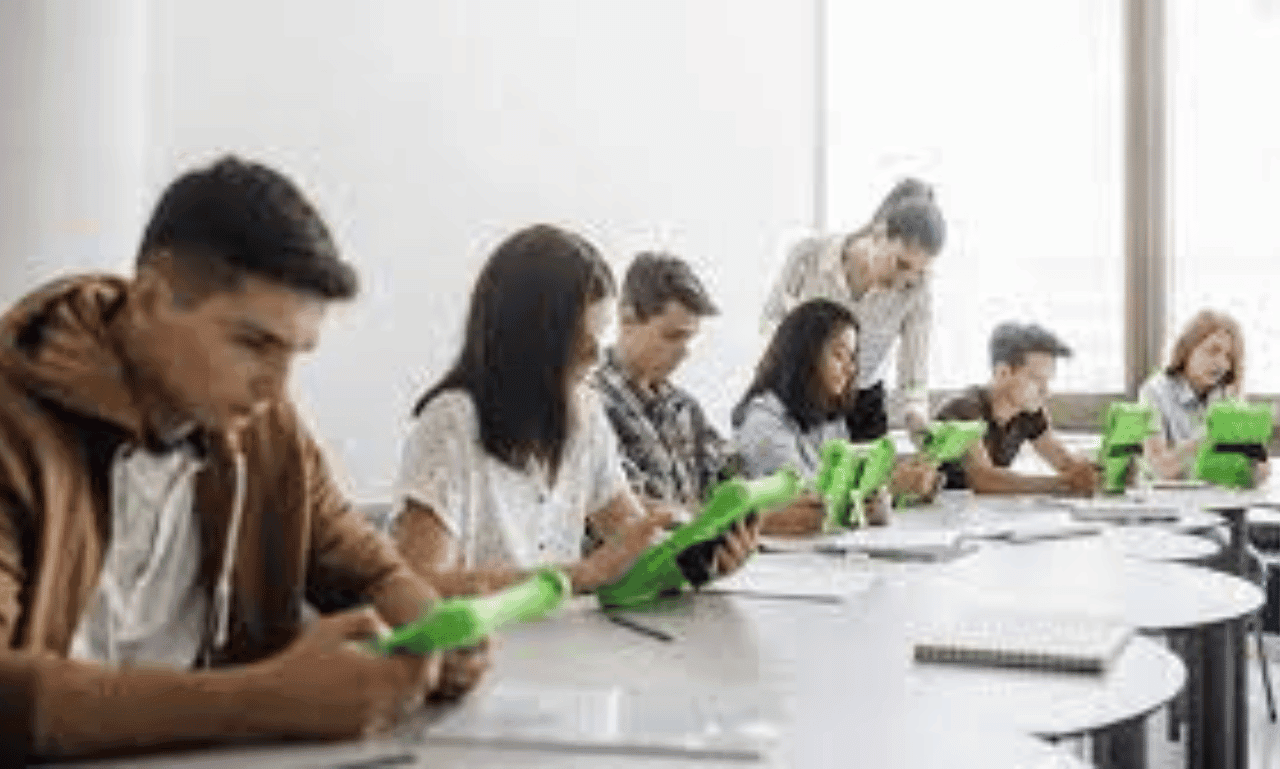 Exploring Cognitive Structuring In Education