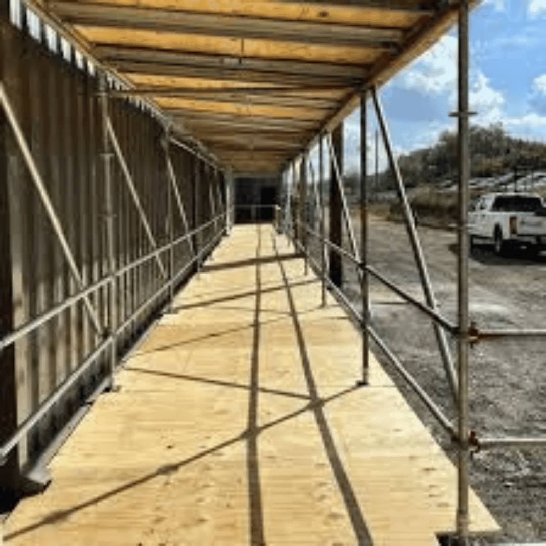 Pedestrian Walkway Scaffolding Safety & Setup