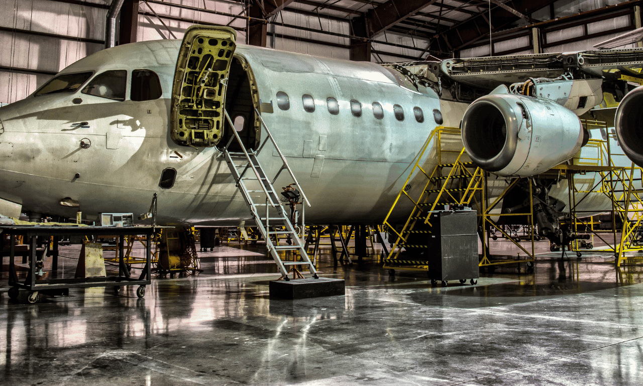 Aircraft Maintenance Platforms - Optimal Safety & Access